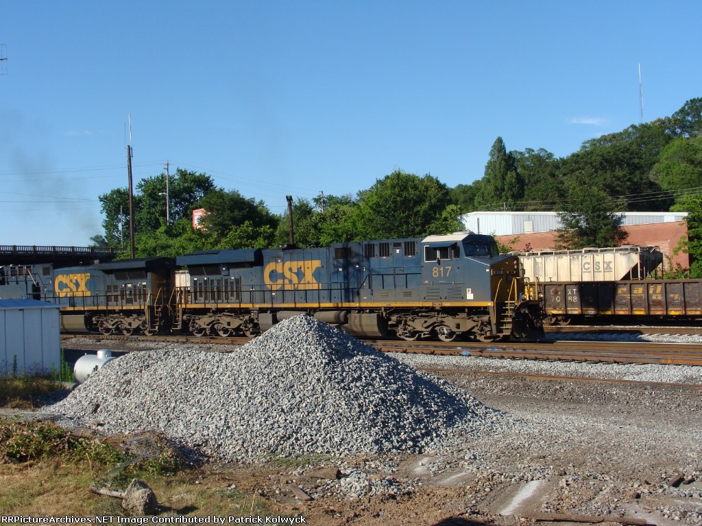 CSX 817